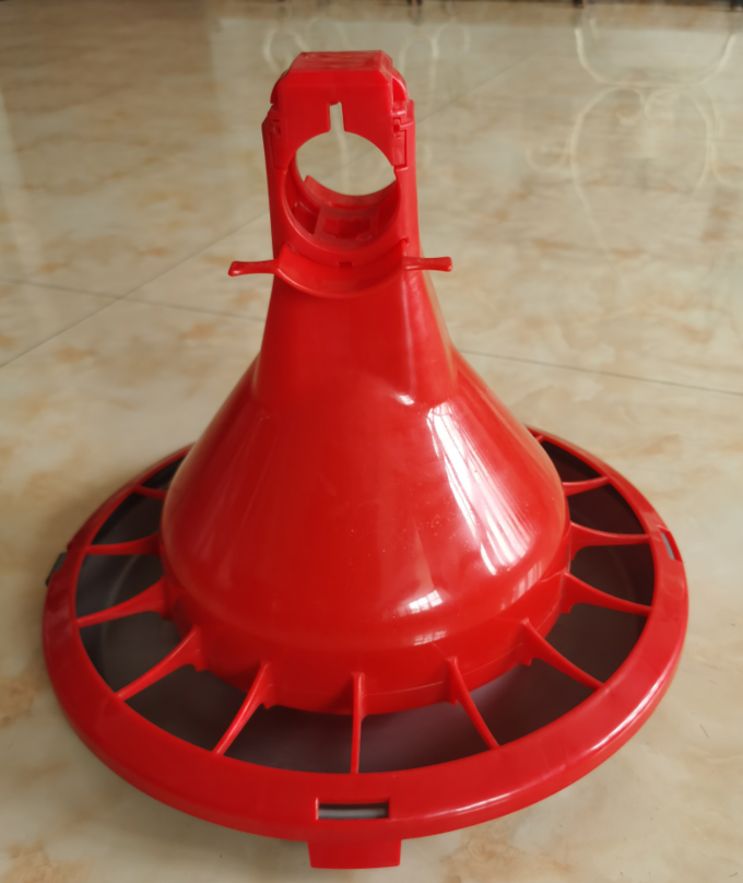 Broiler Poultry Pan Feeding System Round Feed Pans For Chickens