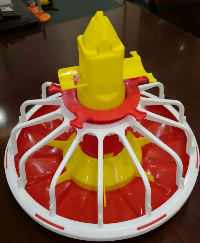 Broiler Poultry Pan Feeding System Round Feed Pans For Chickens